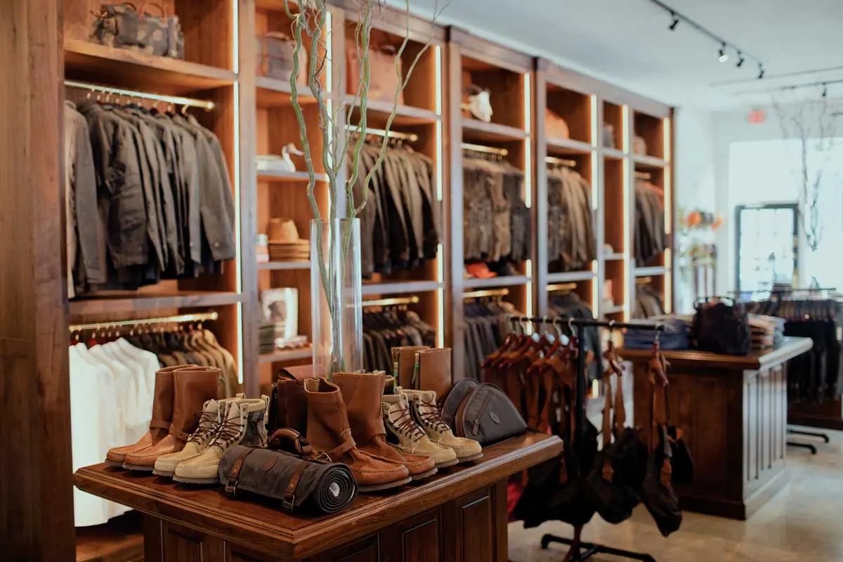 Tom Beckbe Opens Flagship Store - Shooting Sportsman